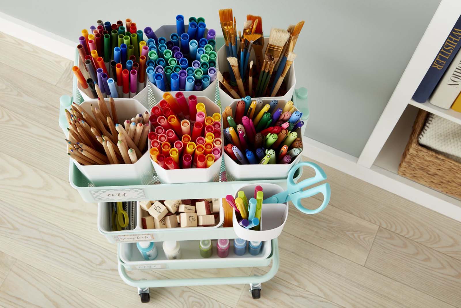 Teachers' Little Helpers | Container Stories