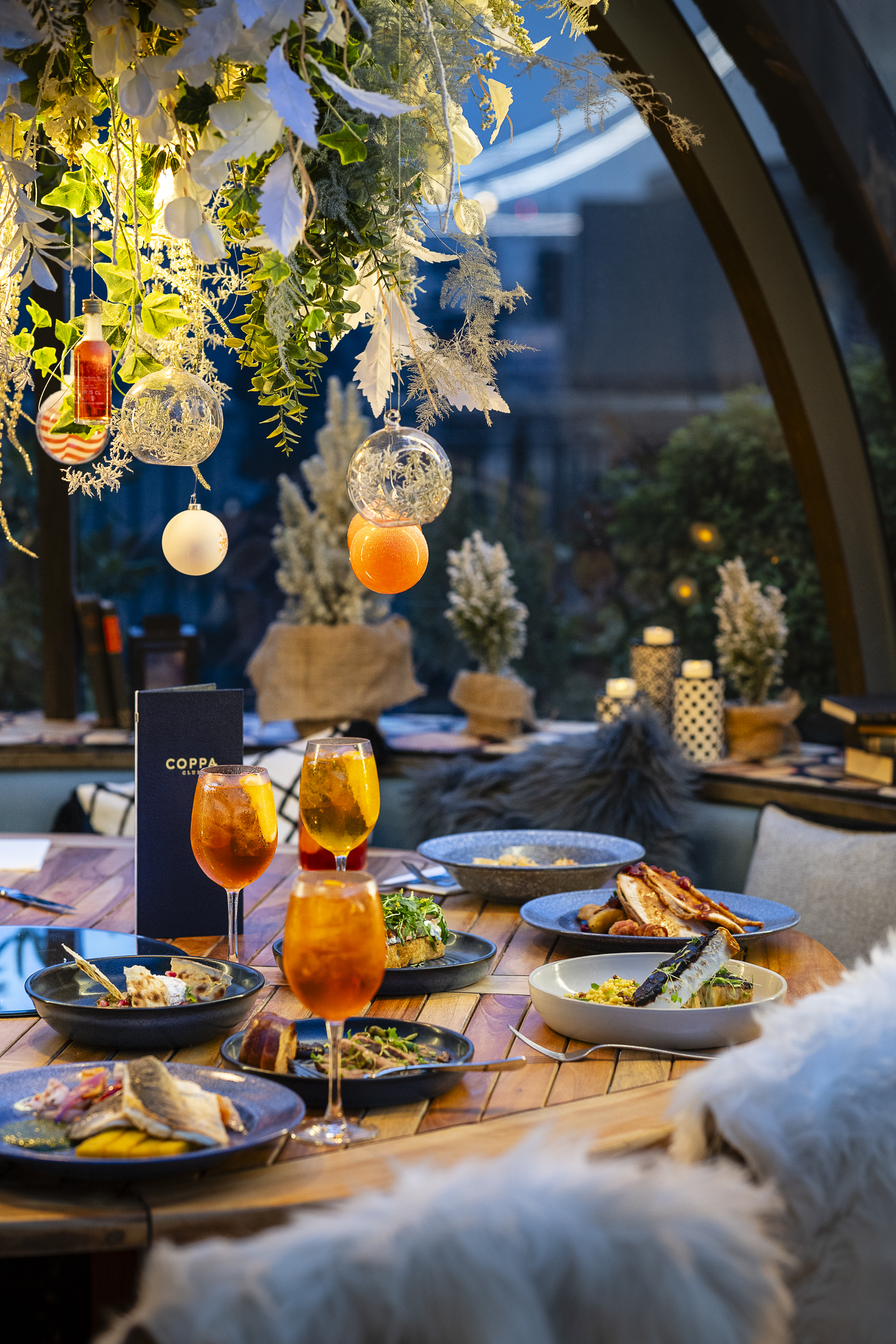 Tower Bridge - Igloos | Coppa Club