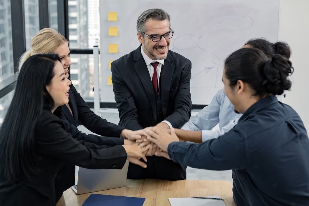 13 Benefits Of A Strong Employer-Employee Relationship