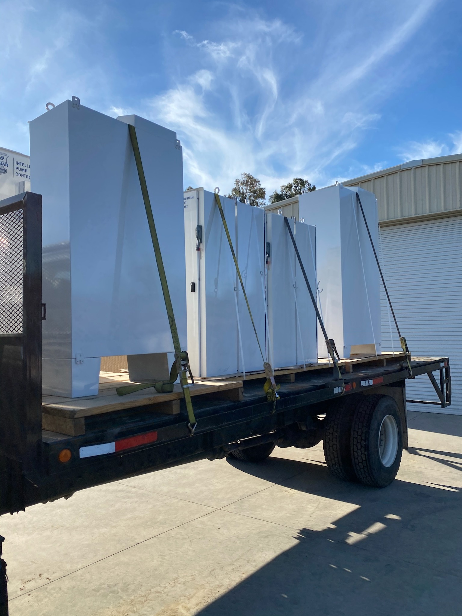 Retail Delivery Service - Same Day + Scheduled Routes | Curri