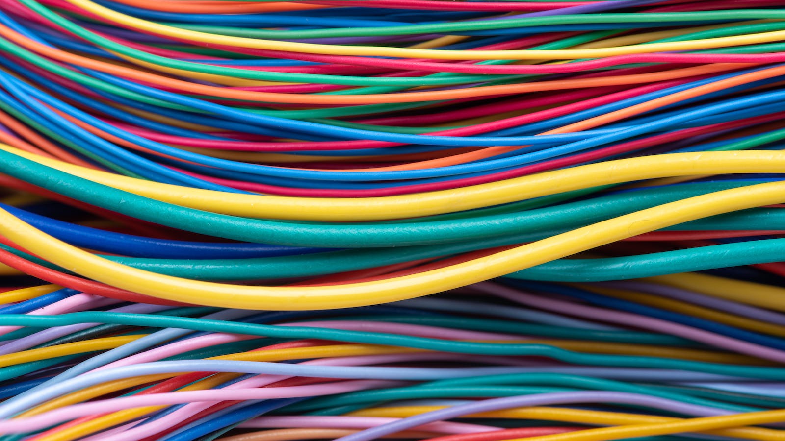 From the ocean floor to your screen: submarine cables and the internet