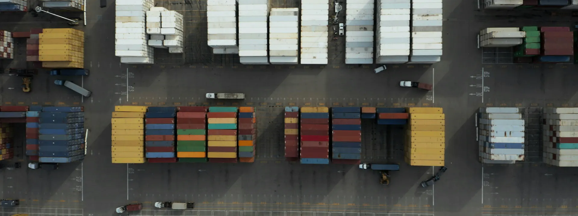 VGM (Verified Gross Mass) shipping standards | DCSA