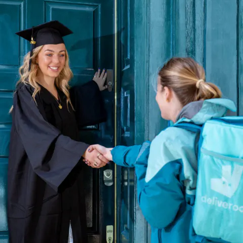 How to reach Deliveroo Students | Deliveroo News & Insights