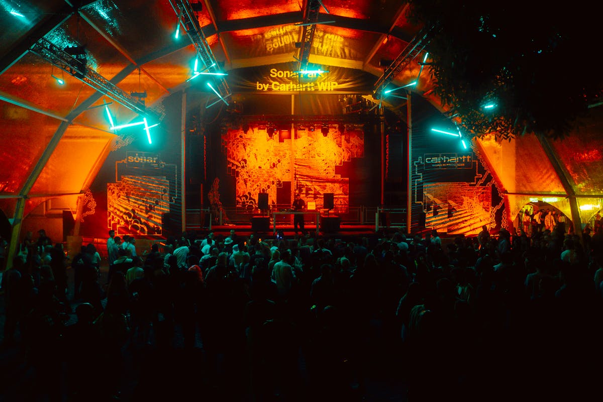 Discover live events and gigs | Buy tickets on DICE