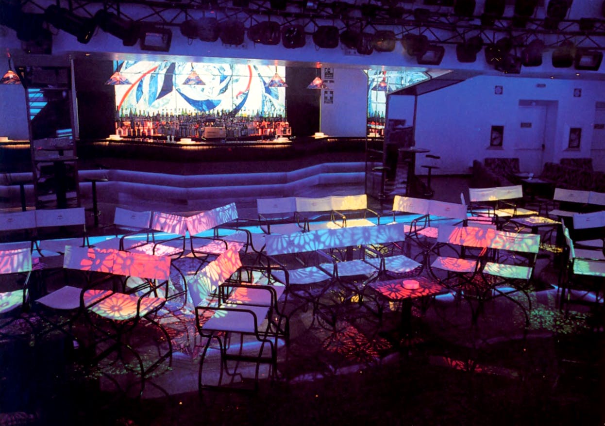 Era un cinema. È un club. Sarà un mito? | Locali | Disco & Dancing Archive