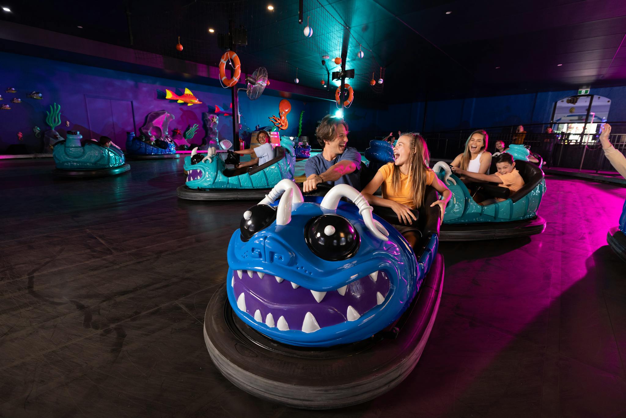 Deep Sea Dodgems | Dreamworld