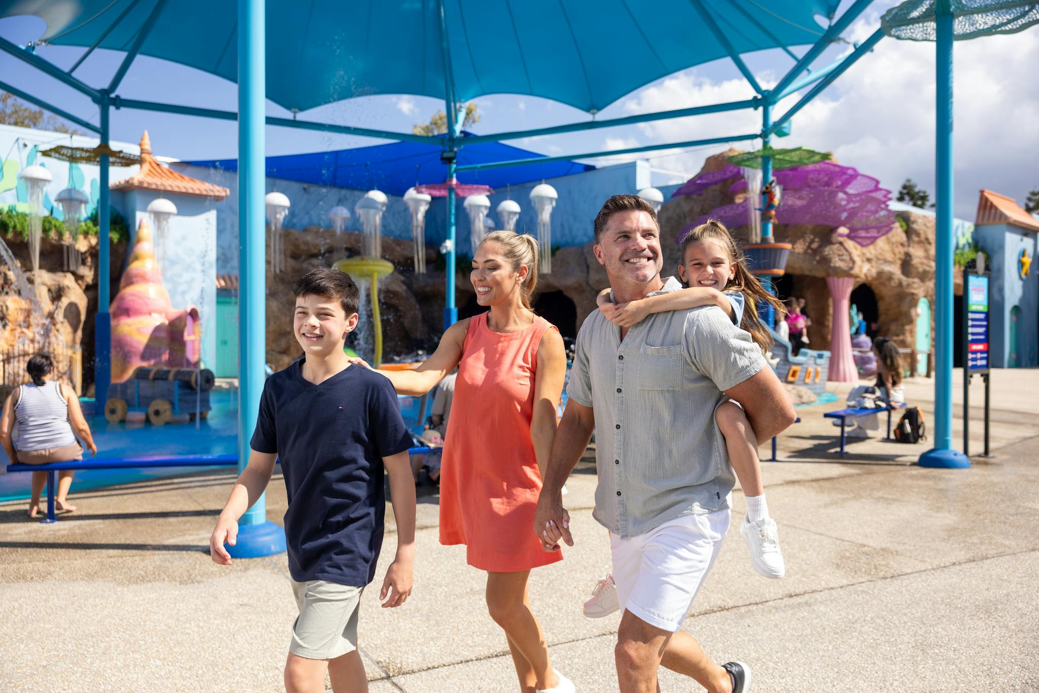 Ocean Parade | Dreamworld