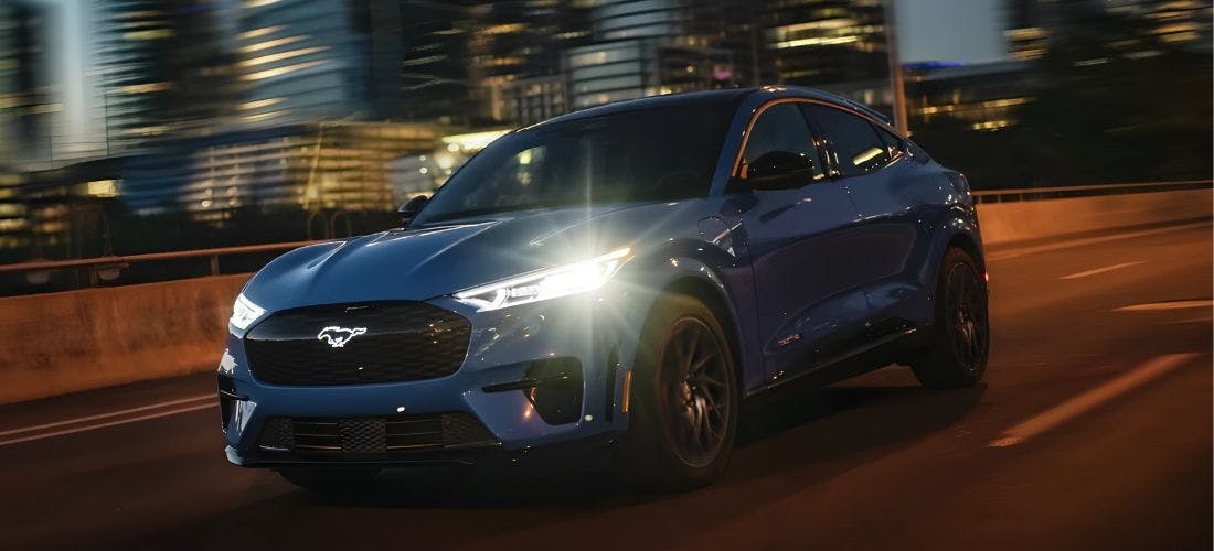 Top 10 Fastest SUVs in the World for 2023 and 2024: Top speed SUVS you ...