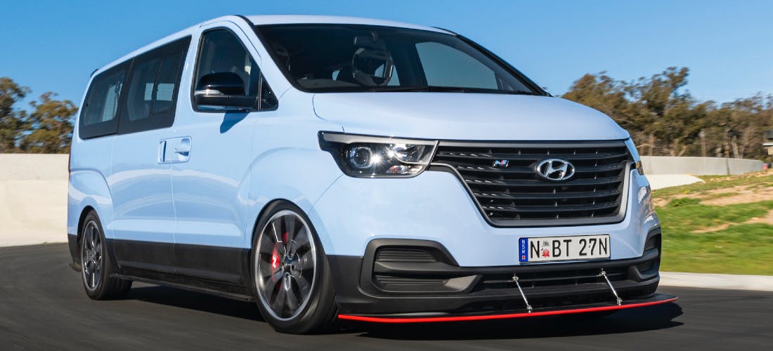 Get to Know the Hyundai iMax: Car Reviews, Specs & Prices | Driva