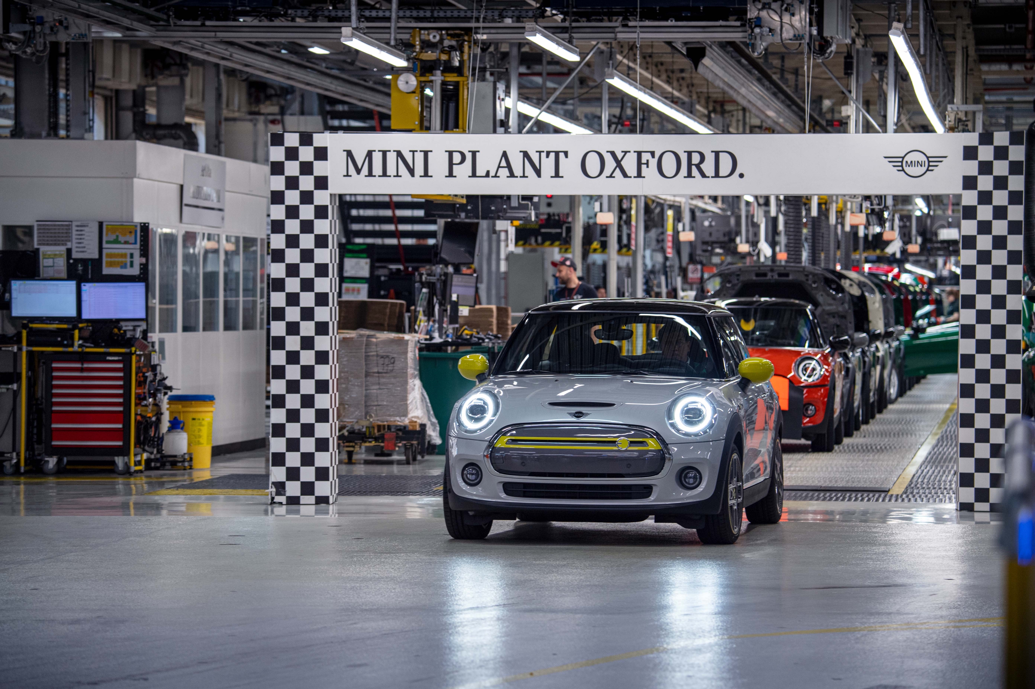 Mini Secures £600m to Revamp Oxford Factory | DriveElectric