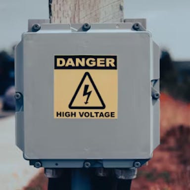 12 Basic electrical training courses to power up your electricians | SC ...