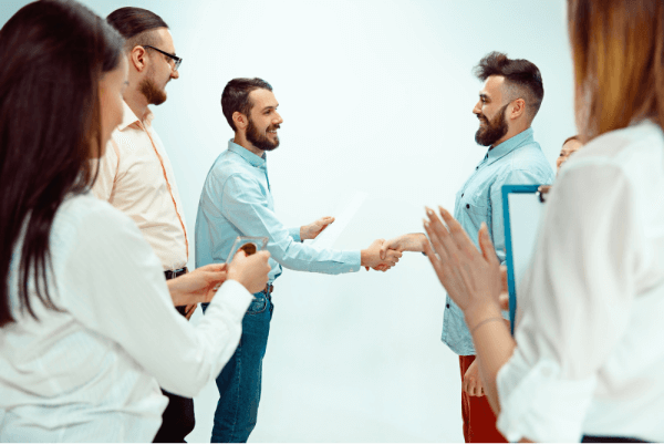 10 Employee Recognition Examples | SC Training