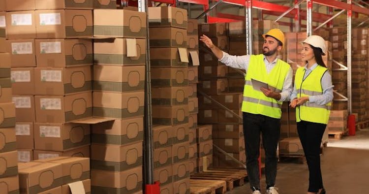 Top 10 skills for logistics managers in 2025 | SC Training