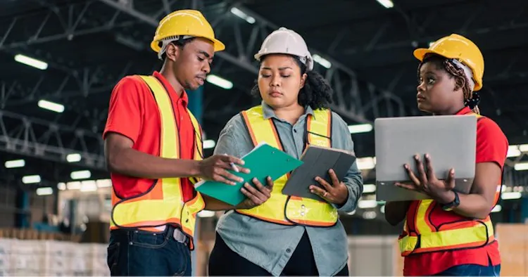What is logistics training? A complete guide | SC Training