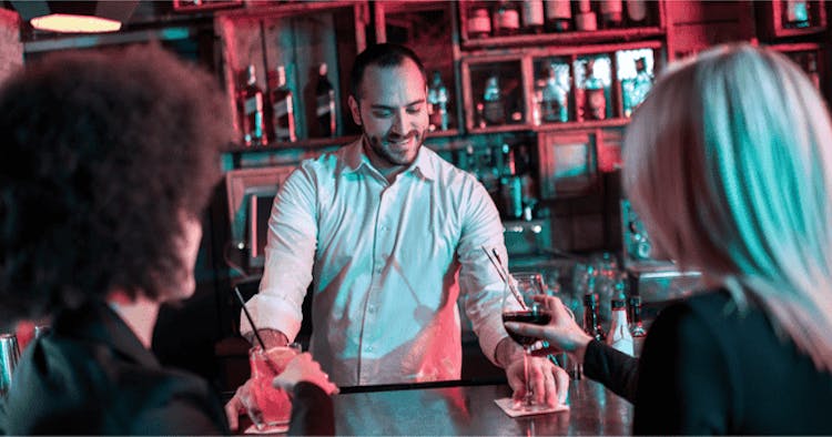 12 Bartender skills that every great bar looks for | SC Training