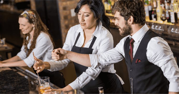 12 Bartender skills that every great bar looks for | SC Training