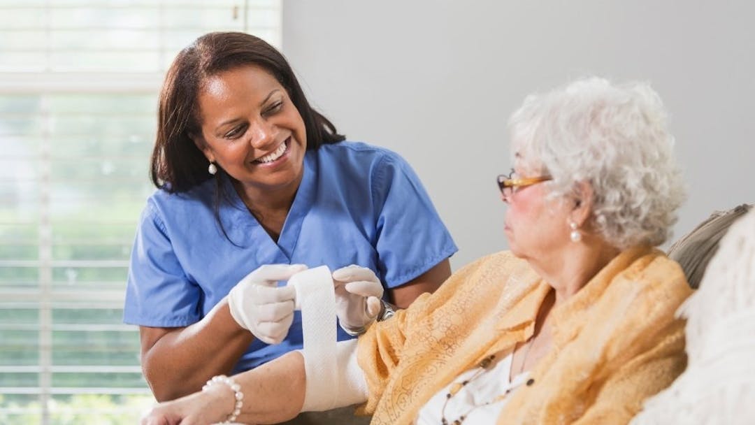 10 Free online healthcare training courses | SC Training