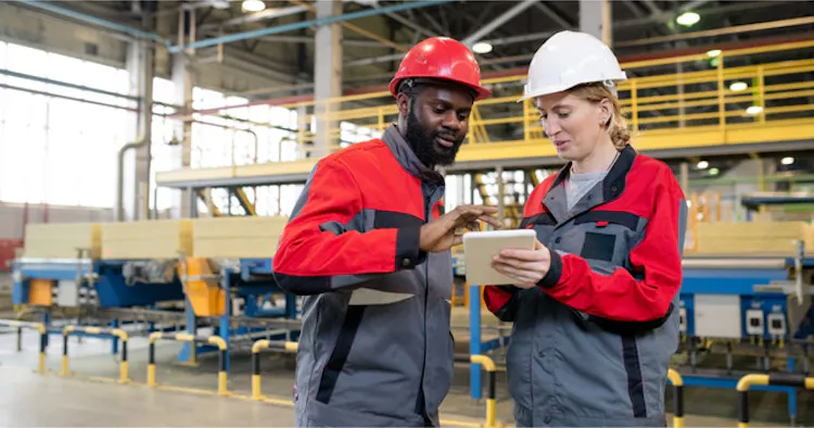 10 Manufacturing industry challenges in 2025 | SC Training