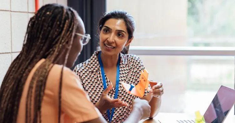 10 Communication Skill Examples for the Workplace | SC Training