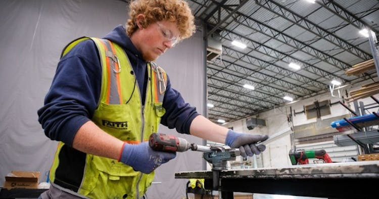 10 Important electrical safety tips at work | SC Training