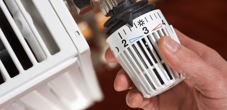 Bien régler le thermostat des radiateurs : nos conseils