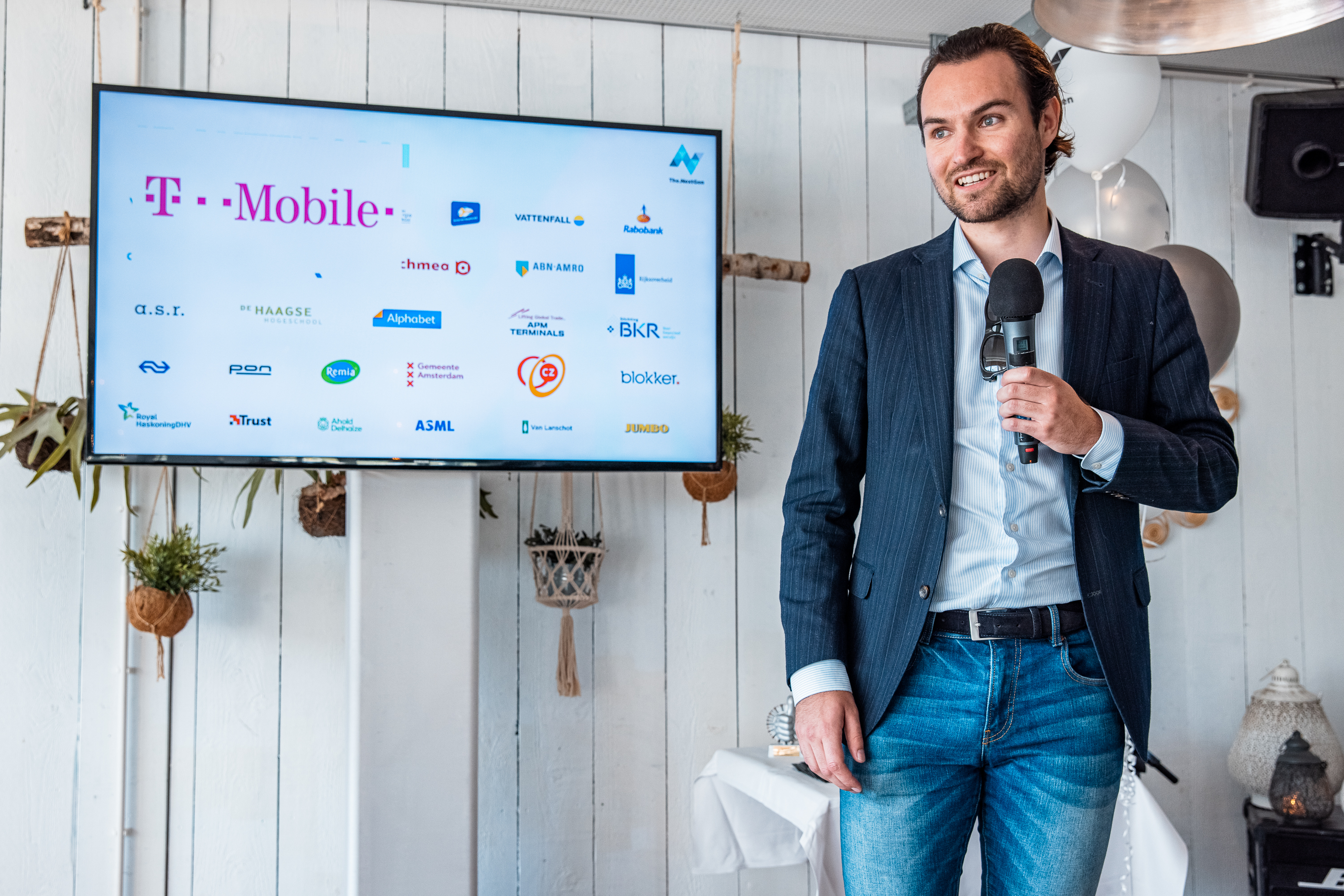 Van preferred supplier tot partner | Elevation Group