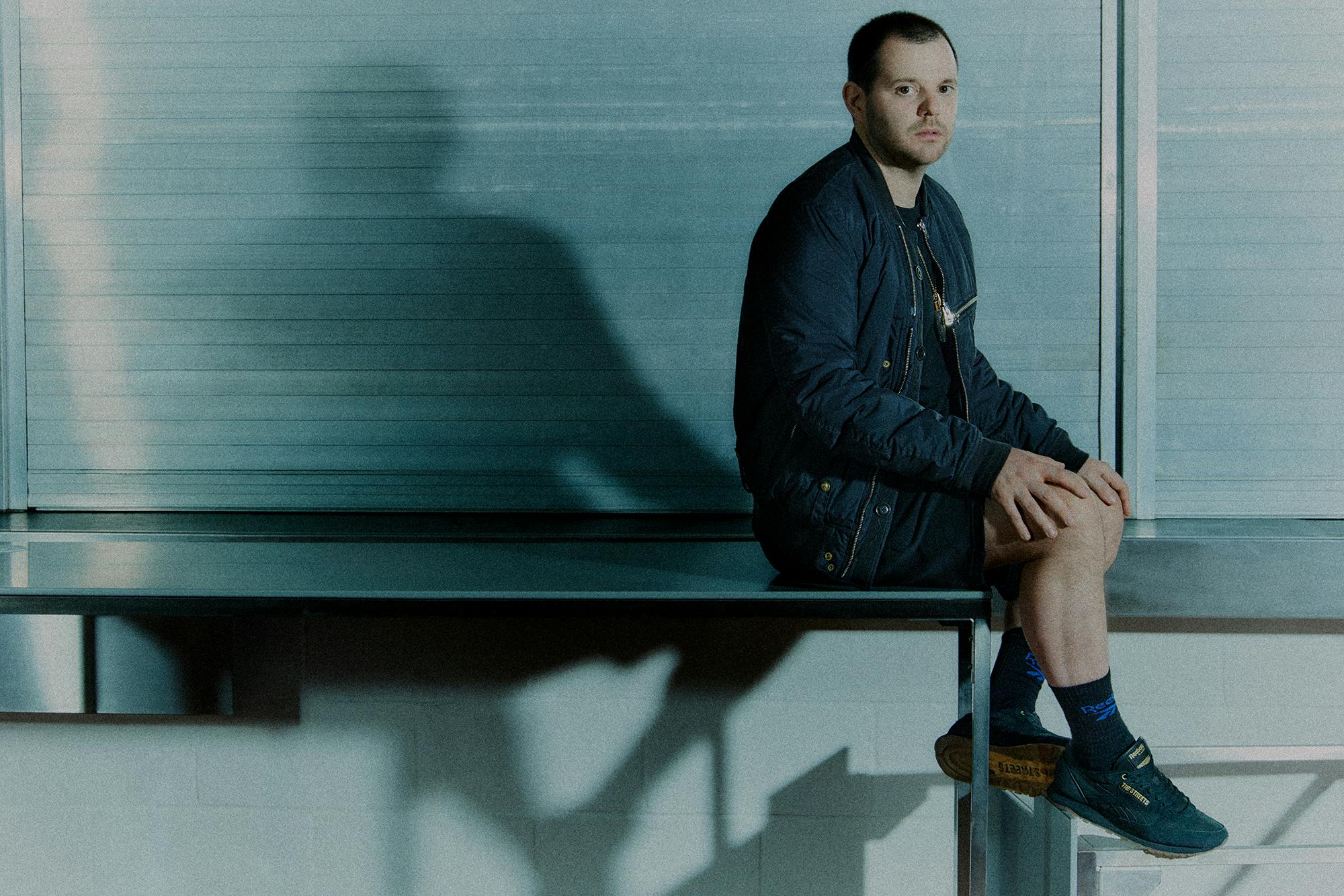 MIKE SKINNER: BEHIND THE LENS | END.