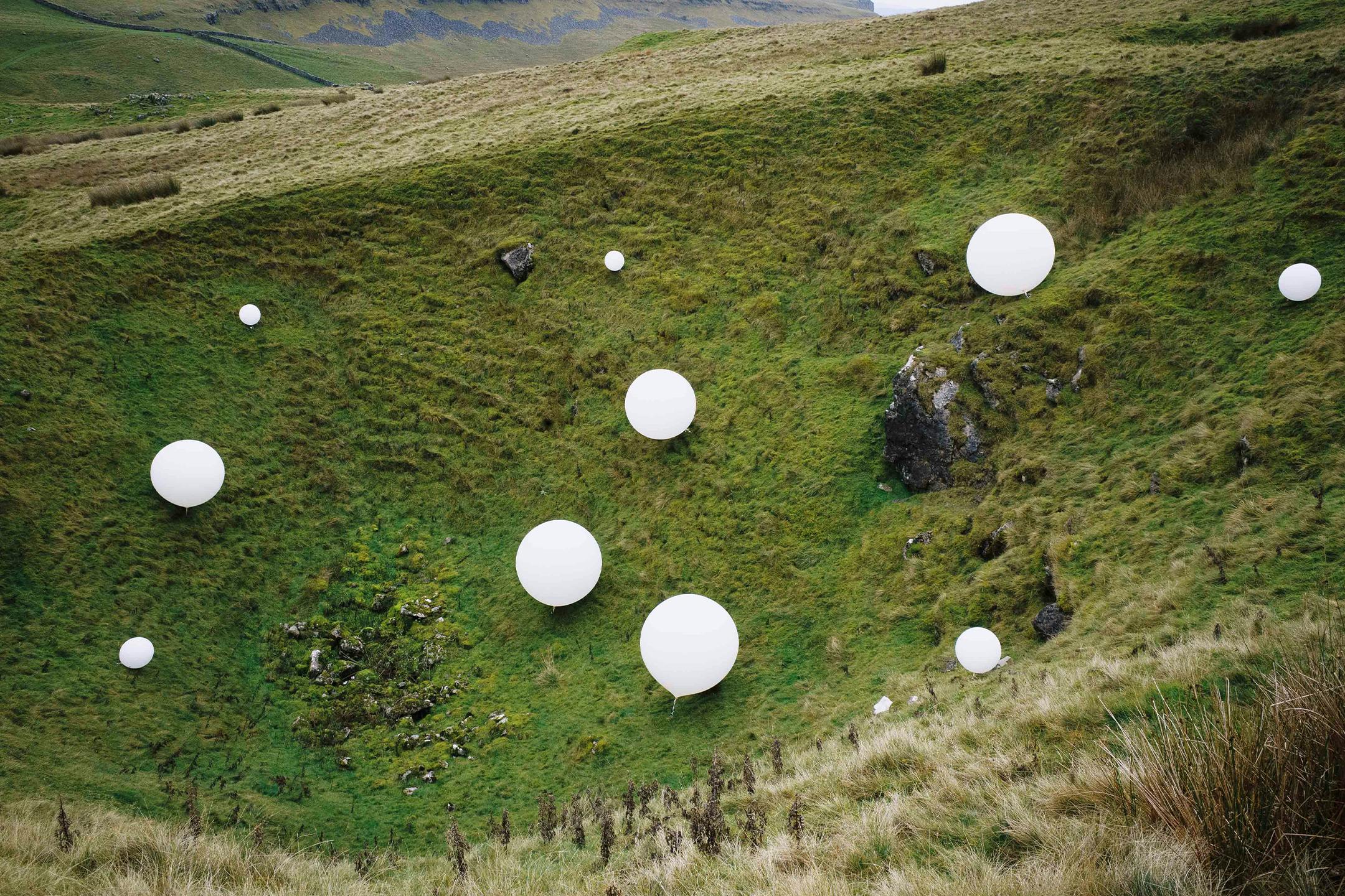 BEHIND "WEIGHTLESS TRACES": strl_ for END. x On Cloudhorizon | END. (CN)