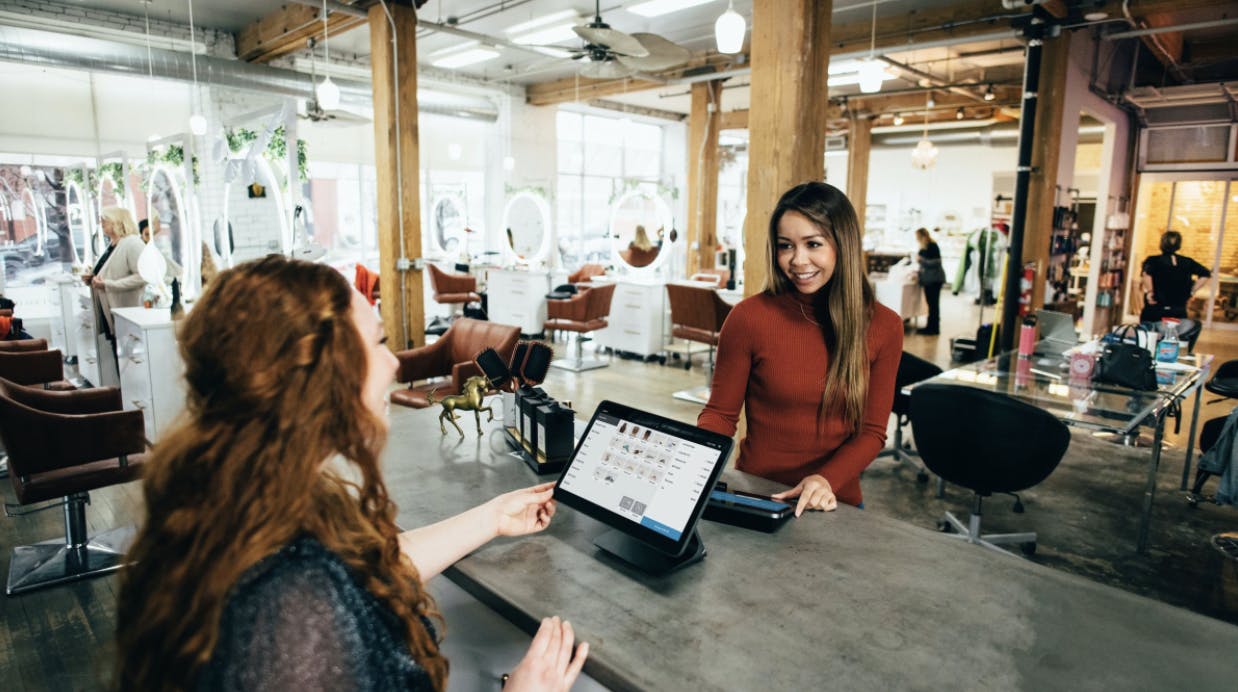 Merging In-Store Clienteling with Online Marketing | Endear Blog