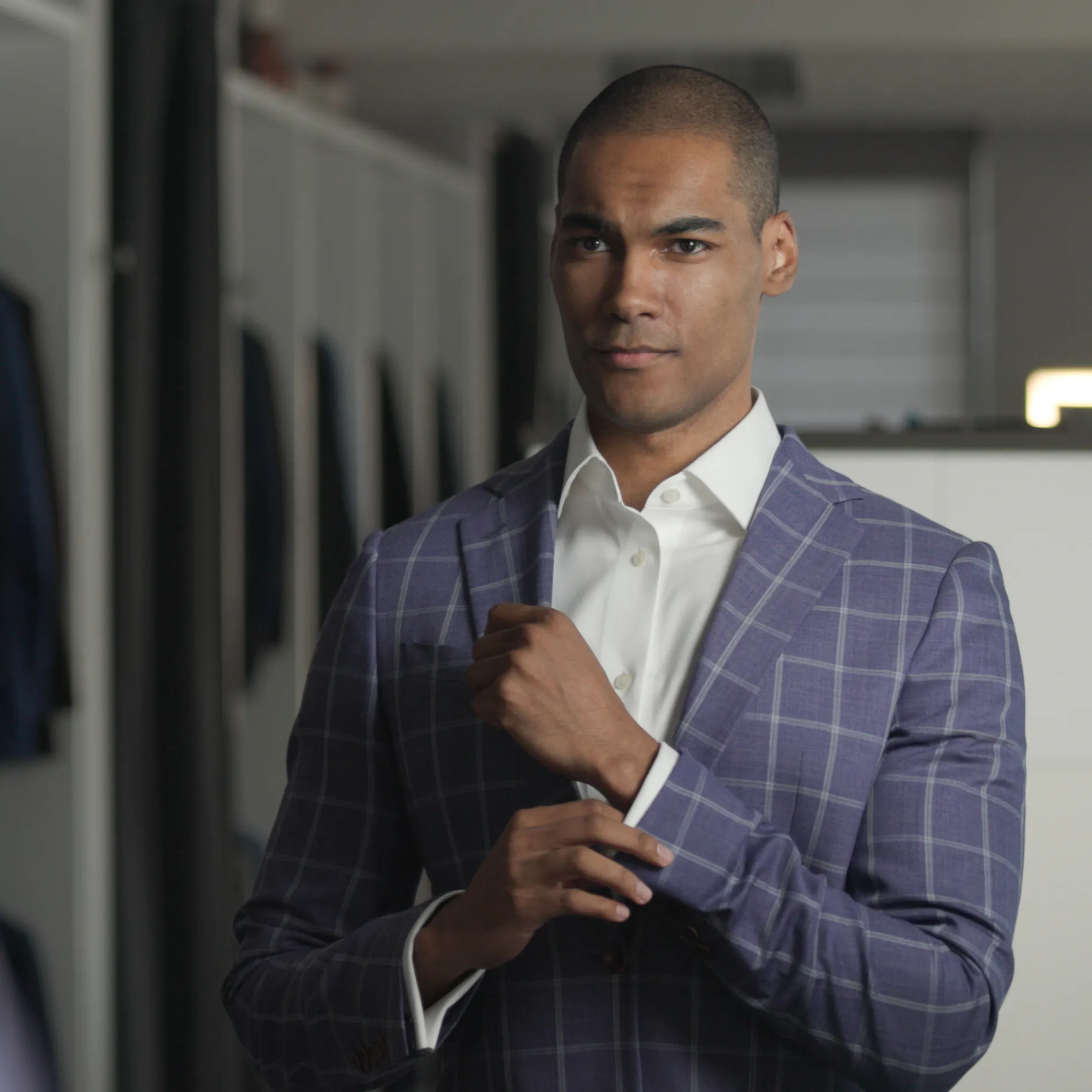 Enzo Custom | Guide to Selecting the Best Fabric from Enzo Custom