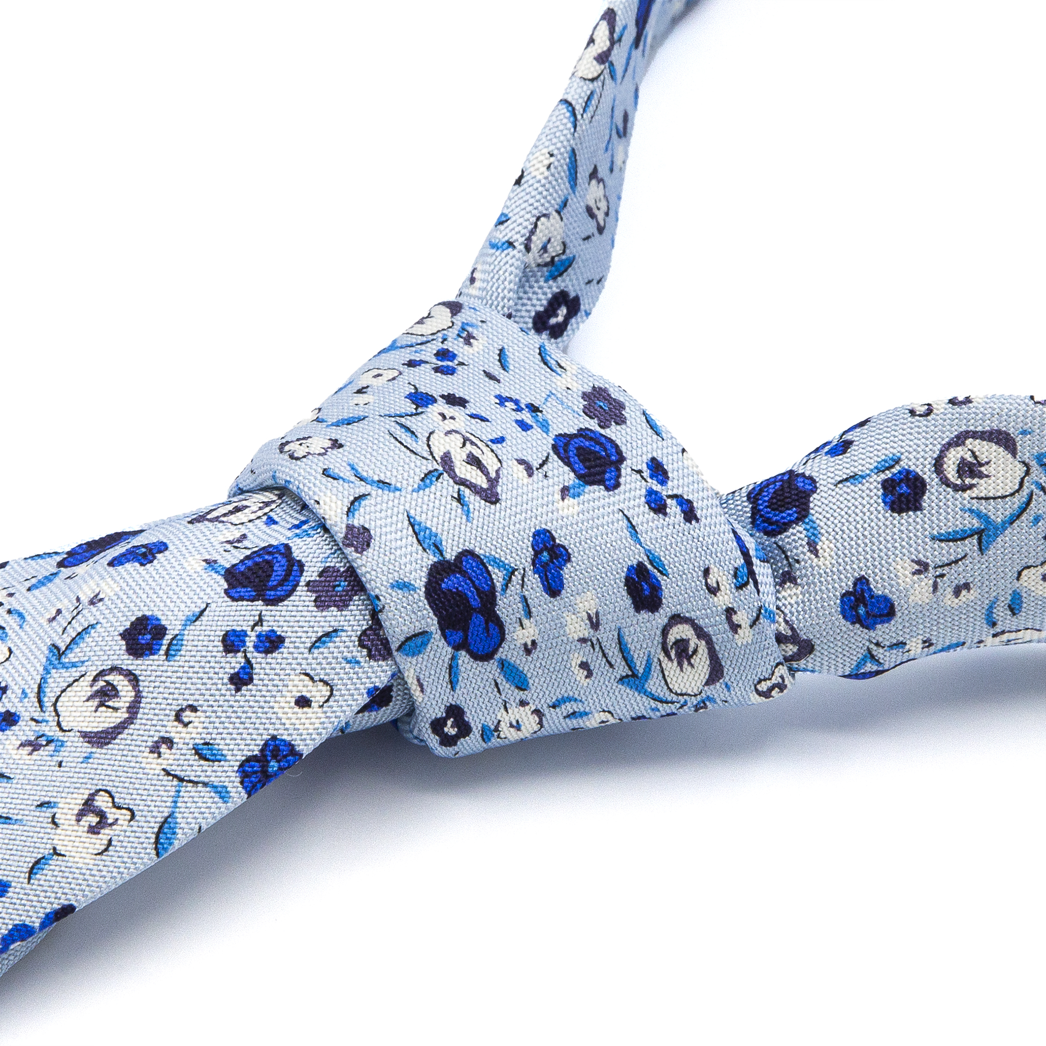 Enzo Custom | Mastering Tie Folding: 3 Popular Techniques Every ...