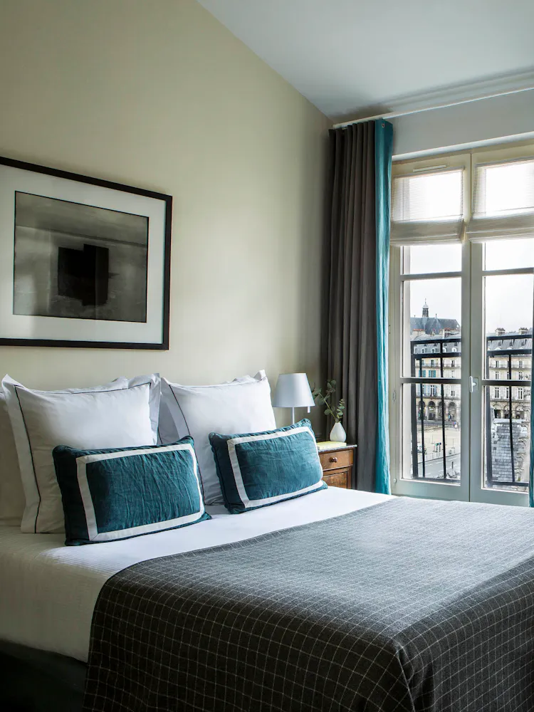 Book a room at the 4-star Hotel Place du Louvre, in the heart of Paris