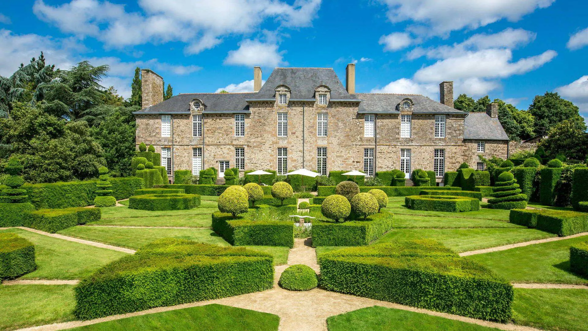 Esprit de France - Hotels, Residences around France's Heritage