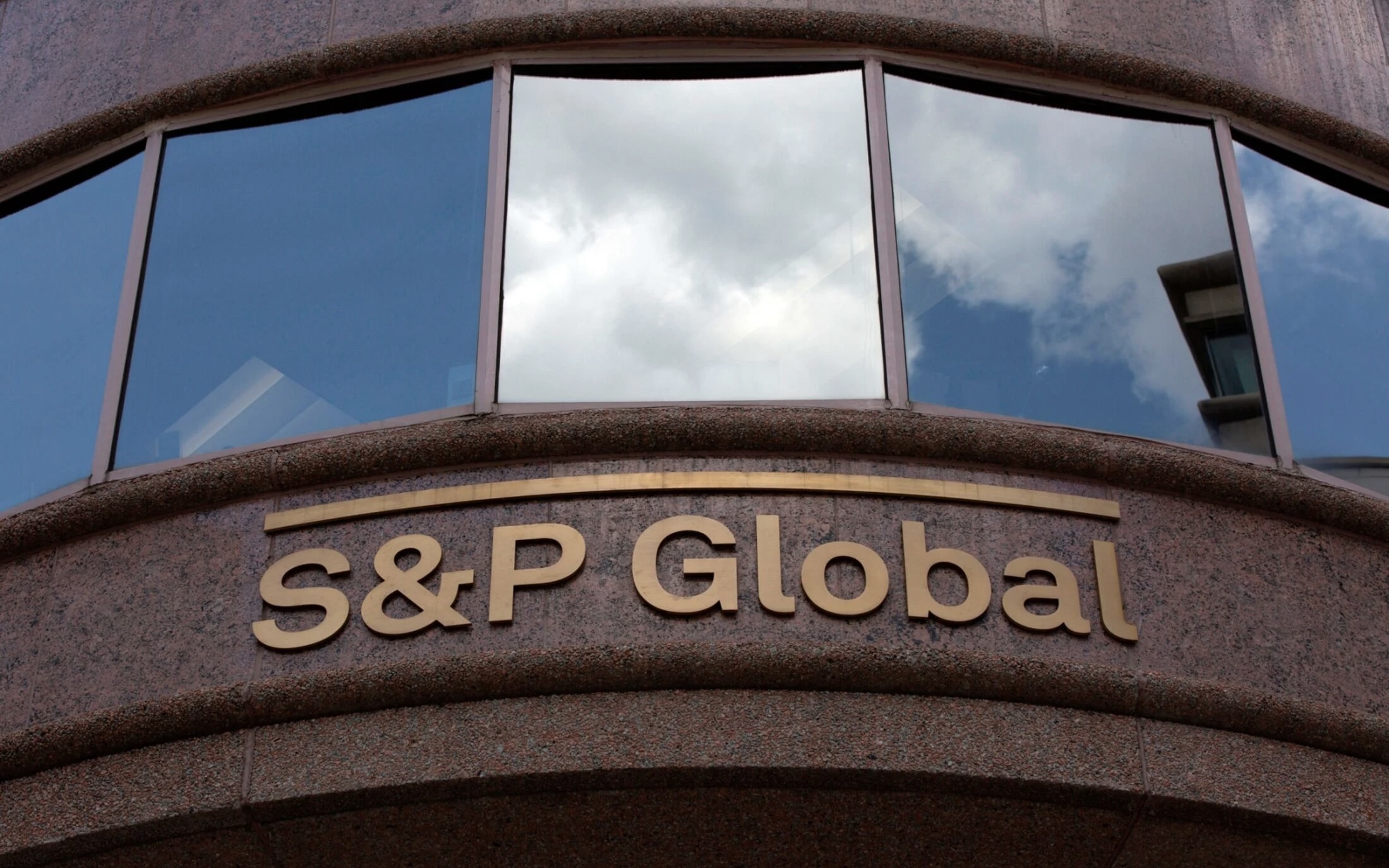 Sweden's Intrum downgraded by S&P: Creditworthiness lowered after ...