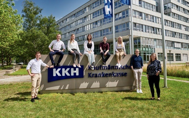 Die KKH muss trotz Manipulation Kosten tragen | Eulerpool Research Systems