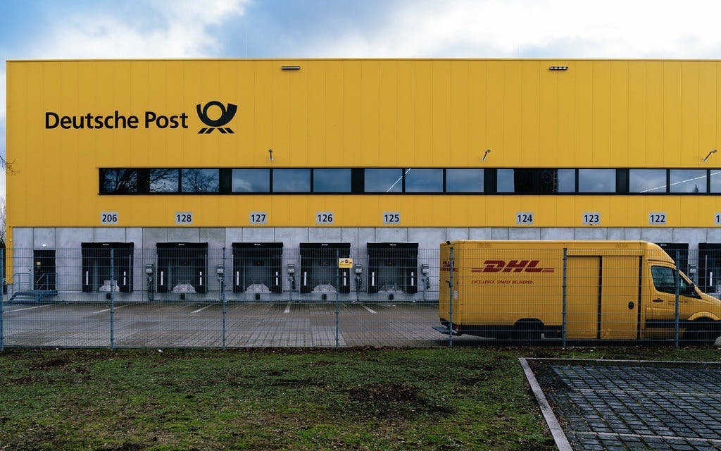 Deutsche Post stellt beeindruckendes Geschäftsjahr vor | Eulerpool ...