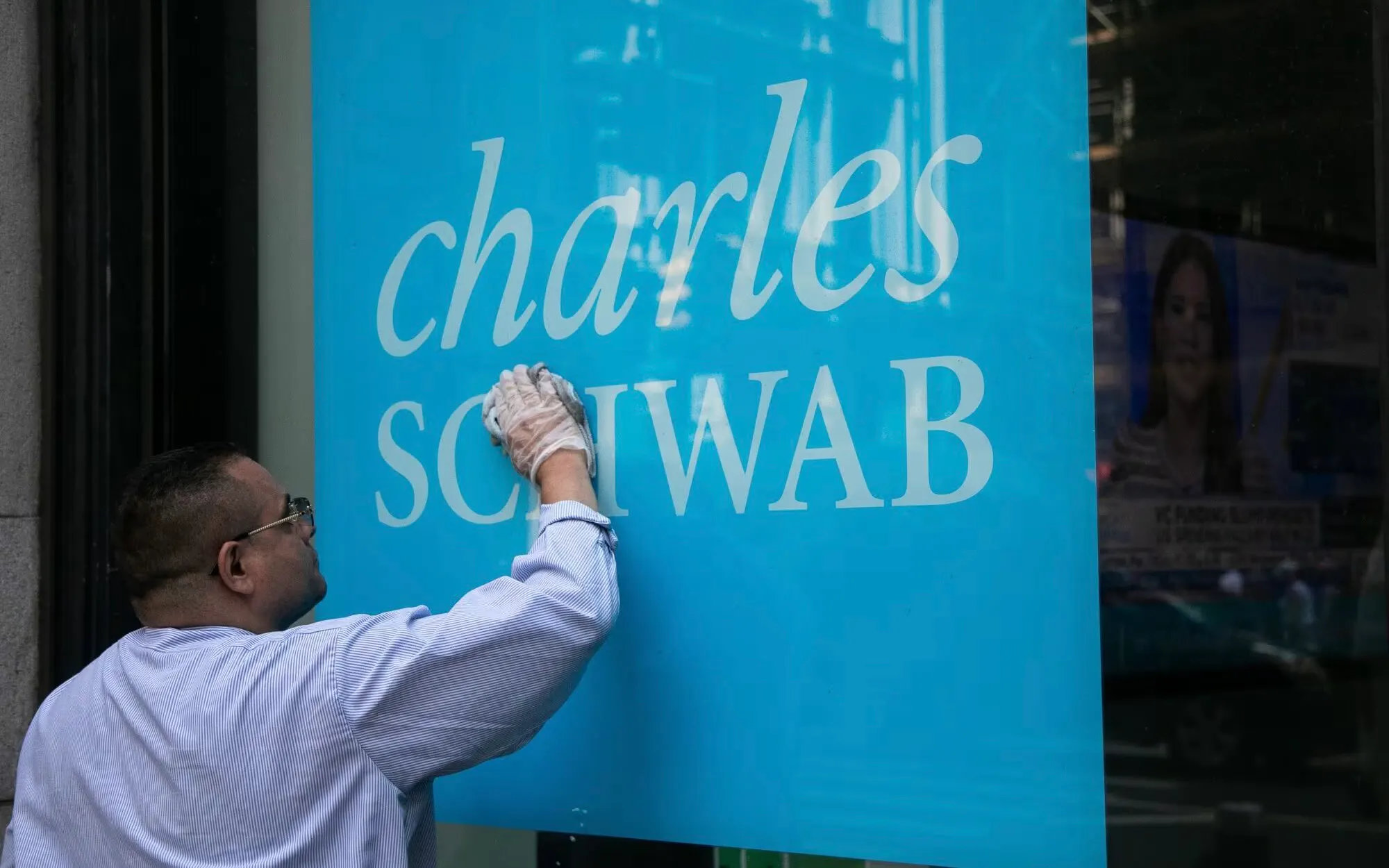 Führungswechsel bei Charles Schwab: Rick Wurster löst langjährigen CEO ...