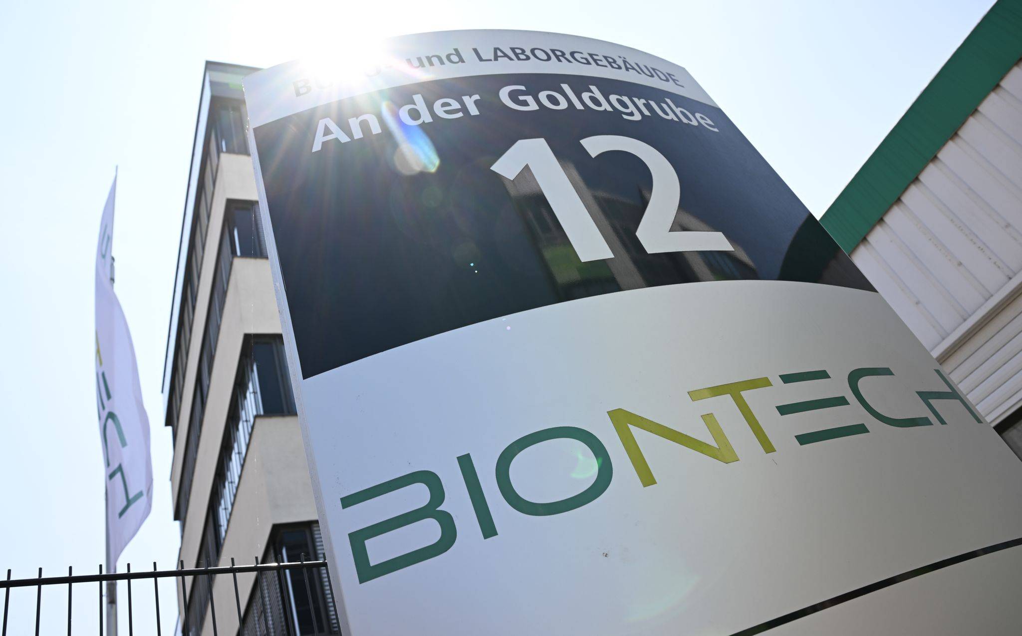 BioNTech–CureVac-Fusion vor dem Showdown: Aktionäre stimmen am Dienstag ...