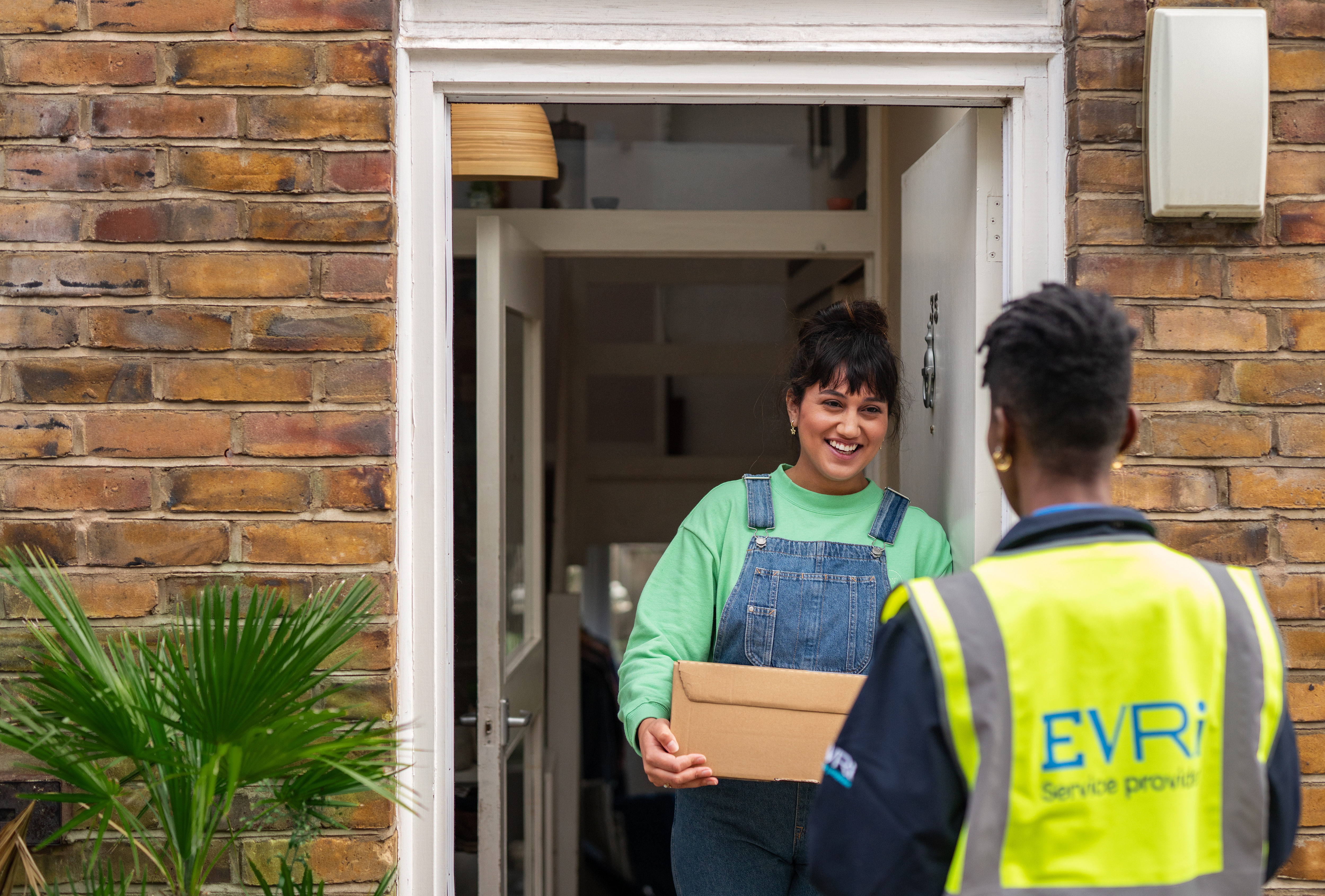 Evri Reviews: Customers rate their experience as Great