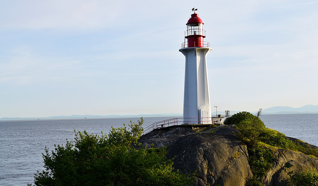 Lighthouse Park | Exceptional ALIEN