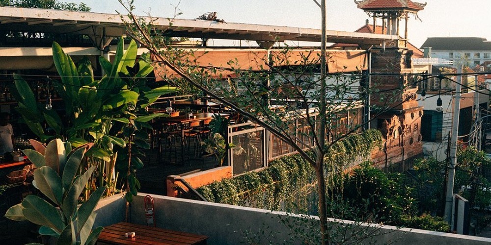 Hooga! Rooftop Bar | Exceptional ALIEN