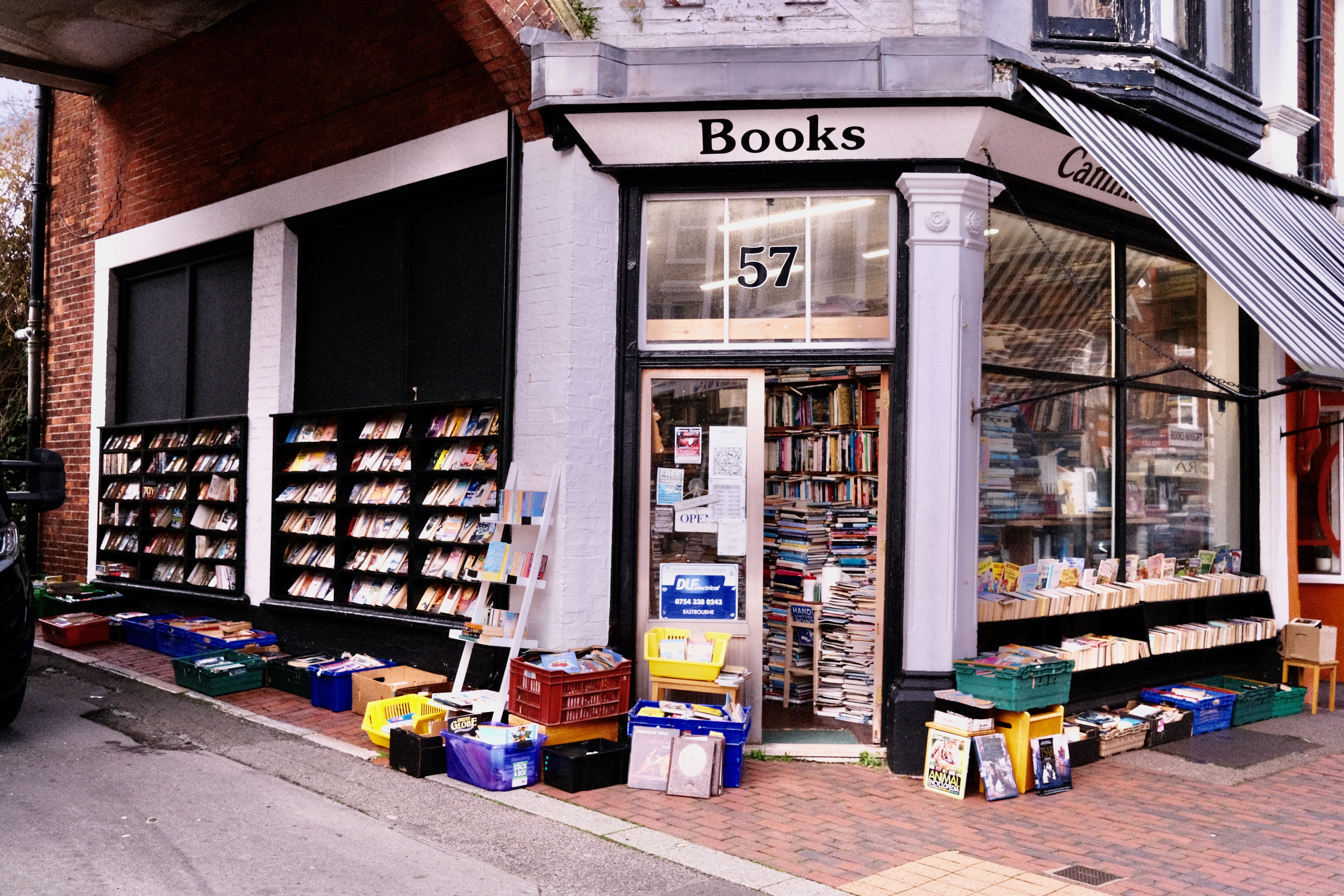 Camilla’s Bookshop | Exceptional ALIEN