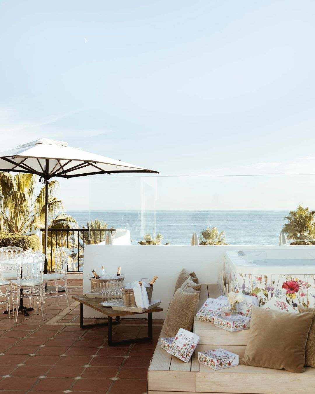 Puente Romano Beach Resort | Exceptional ALIEN