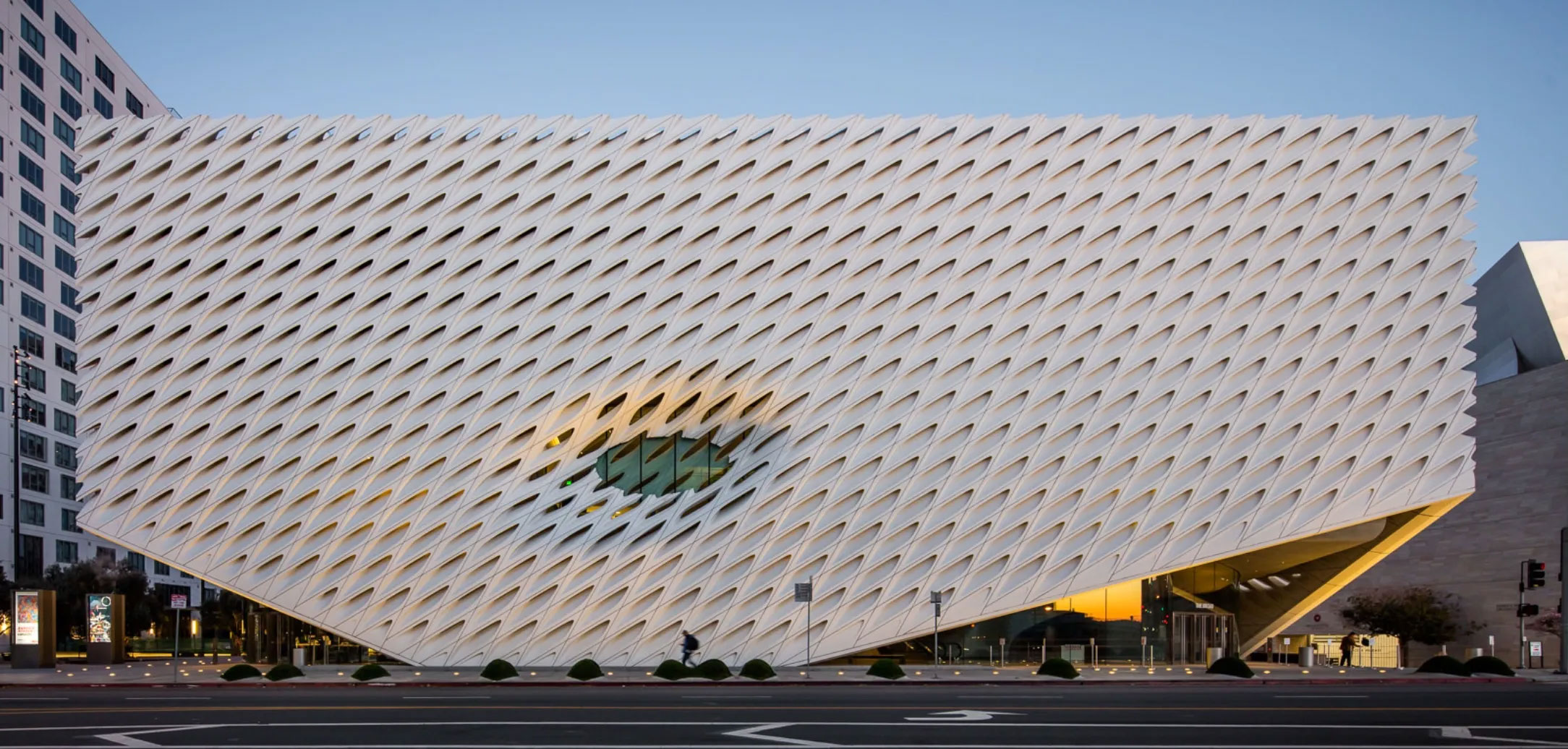 The Broad | Exceptional ALIEN