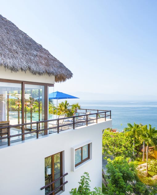 Luxury Beach Getaways | Exclusive Resorts Destinations