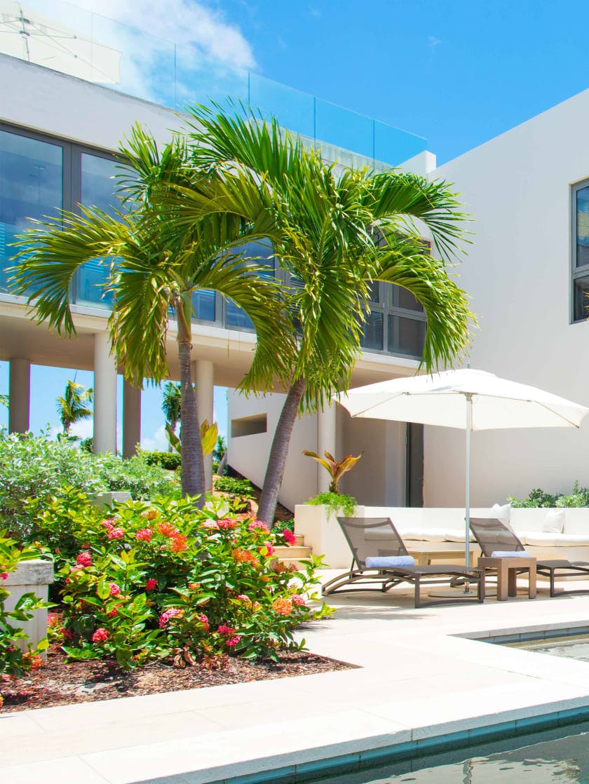 The World's Top 10 Beach Clubs | Luxury Vacations with Exclusive Resorts