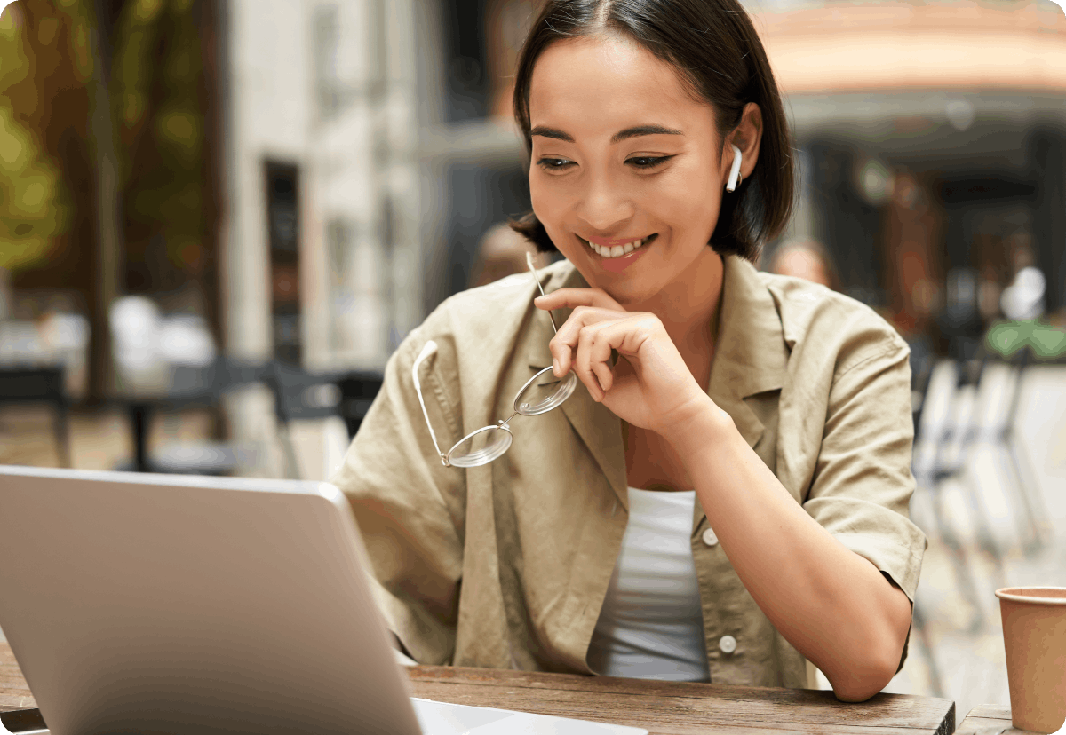 Reliable Insurance Solutions for Expats in Spain | Feather