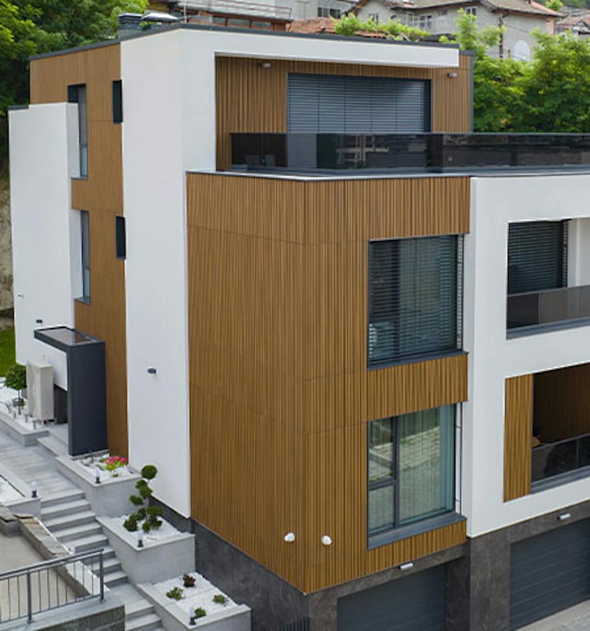 FELIX : Reliable & Sustainable | Fiberdeck® - FelixWood® - Cobra®