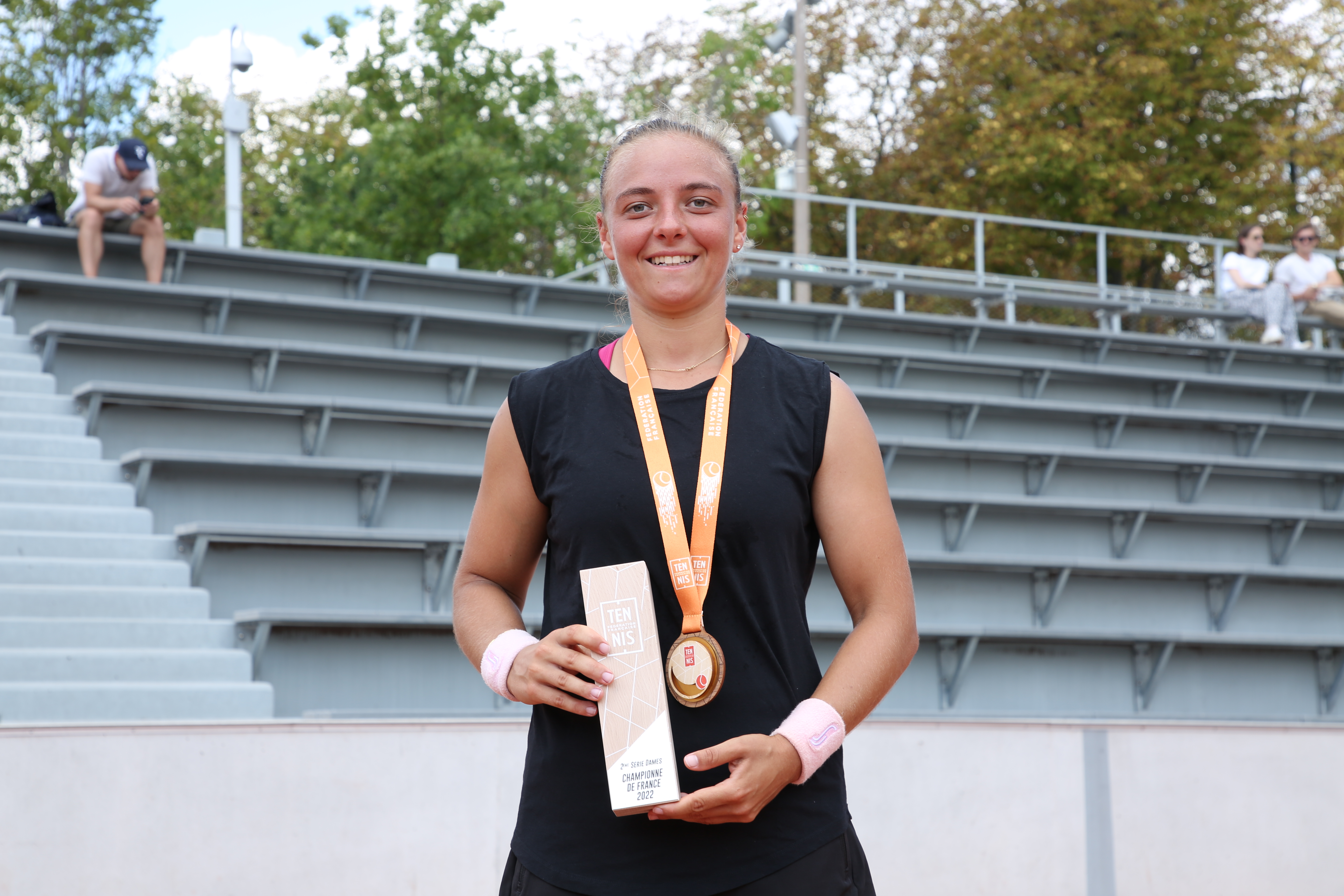 2e série dames : Tubello récidive | Fédération française de tennis