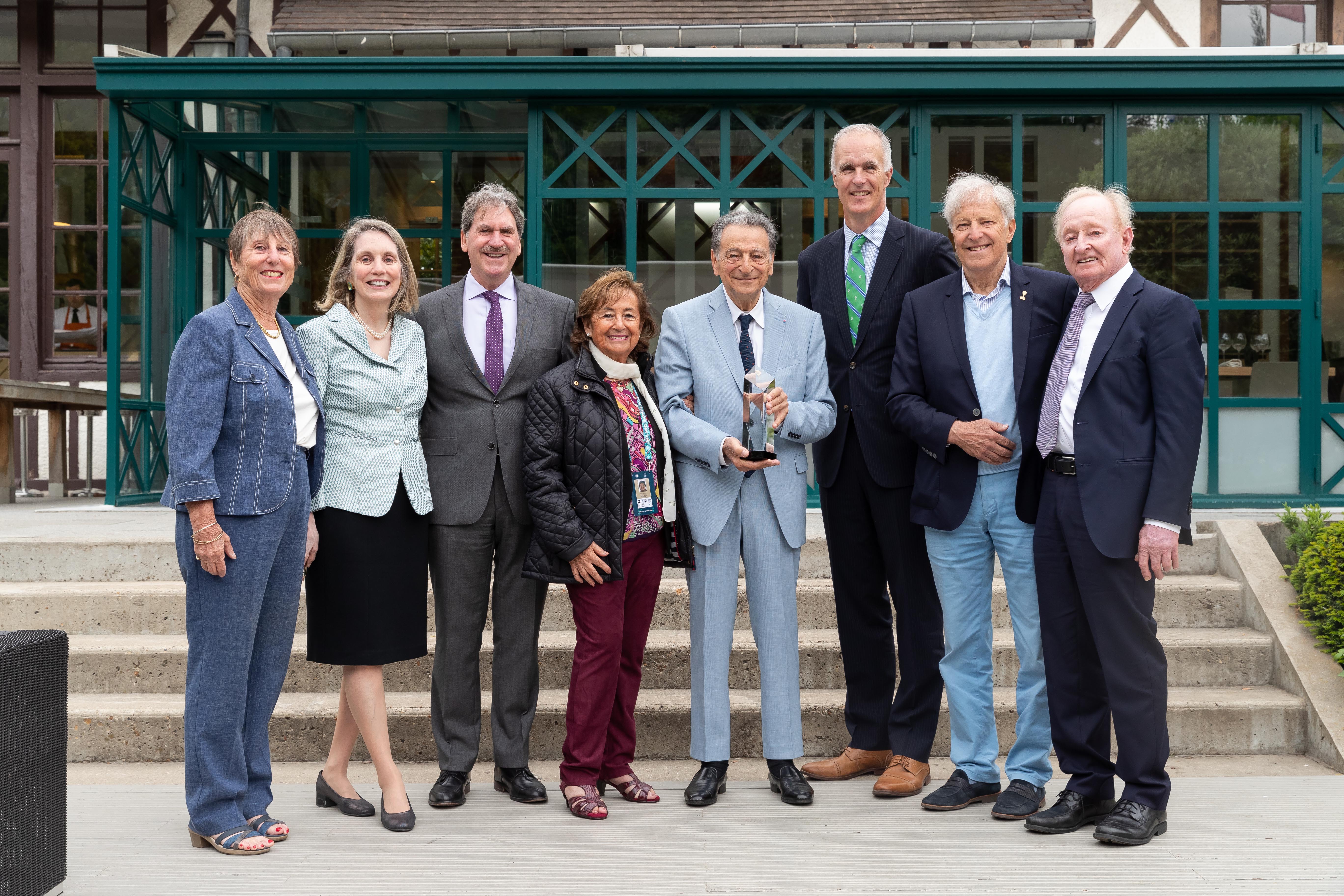 Un "Golden Achievement Award" pour Pierre Darmon | Fédération française ...